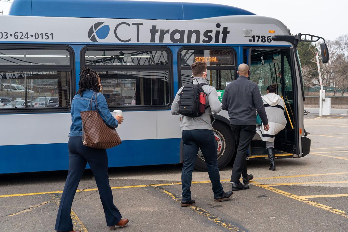 A greener commute | Sustainable Legacies | AECOM